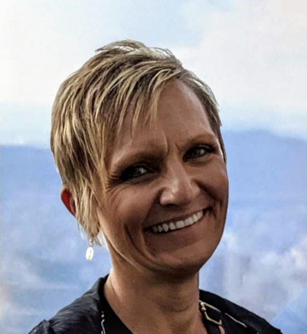 Faces of ECI: Meet Jenny Ward - Exhibit Concepts Inc.